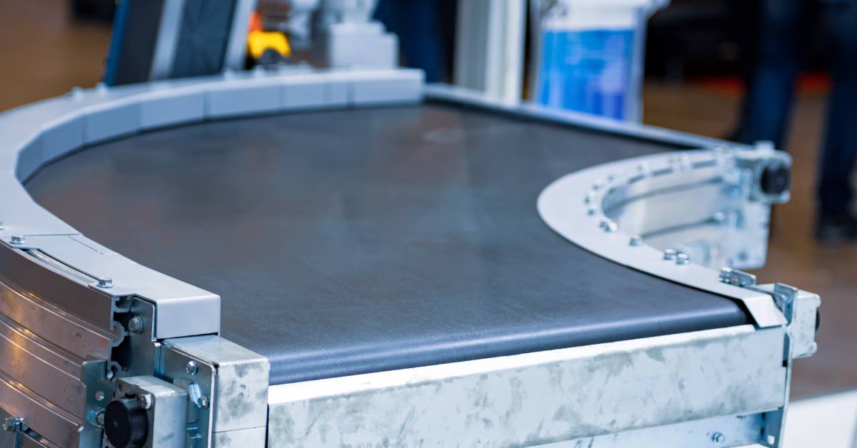 Turn Curve vs. Regular Belts: The Differences Explained